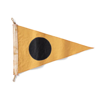 Slightly Choppy Black Ball Flag – 15THSTSURFSUPPLY.COM